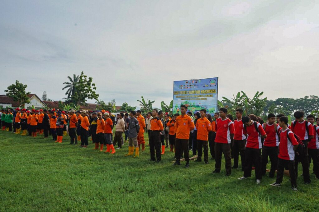 Peringati Hari Peduli Sampah Nasional 2025, Purbalingga Gelar Aksi Bersih dan Pilah Sampah ...